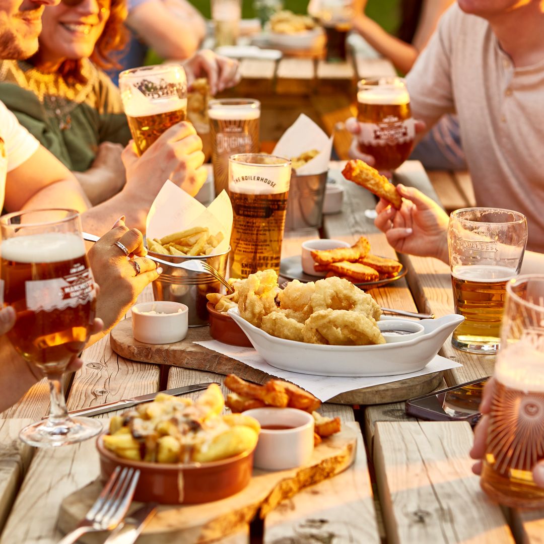 The Red Lion, Withington | Family friendly pub in Manchester