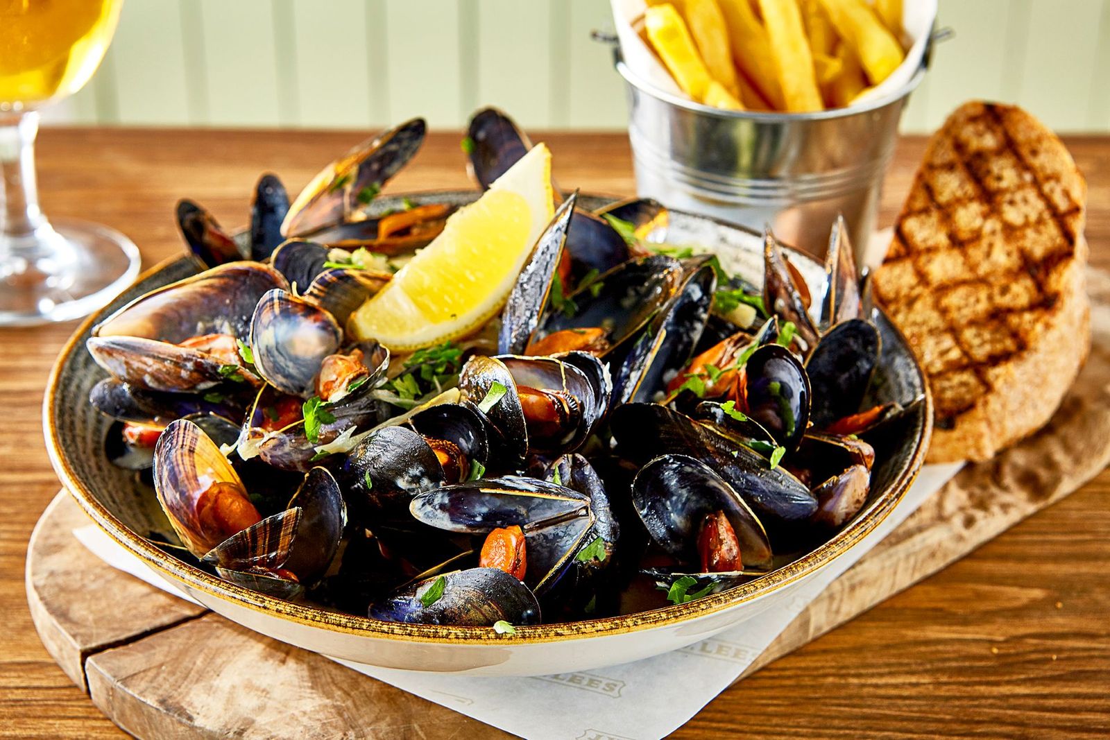 The Red Lion, Withington | Family friendly pub in Manchester